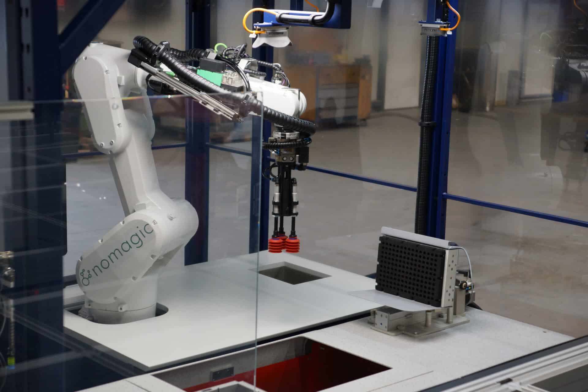 Pick-Robots - Reesink Logistic Solutions